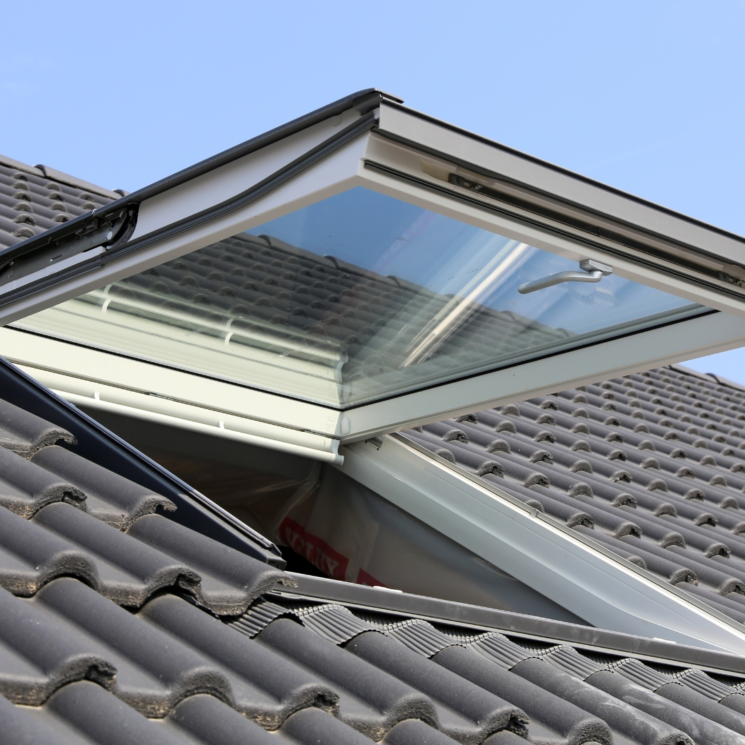 4 BENEFITS OF INSTALLING SKYLIGHTS IN YOUR HOME - Sustainable Living ...