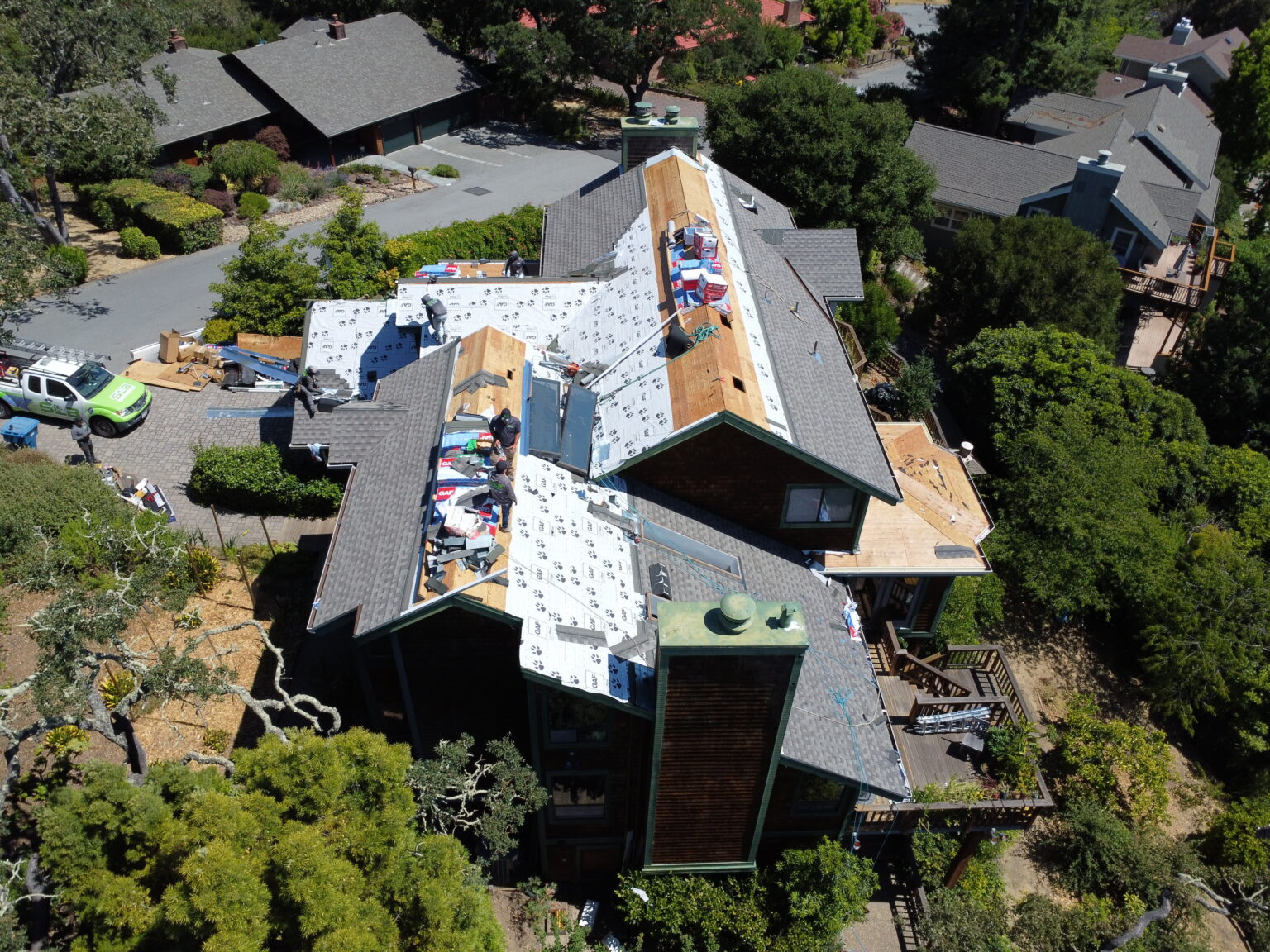 5 Ways That Tesla Roof Tiles Will Revamp Your Roof - Sustainable Living ...